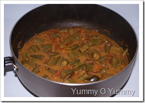 Vendakka Mappas / Okra Stew | Yummy O Yummy